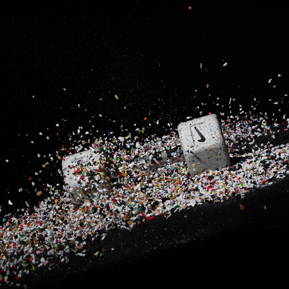 Nike Dumbbells & Dumbbell Sets – Nike Strength EU